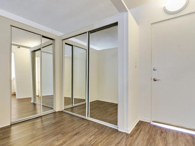 Santa Monica Biltmore Studio Apartment for Rent at 1240 Yale St, Santa Monica, CA 90404 Mid City