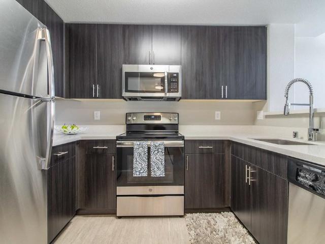 Santa Palmia at Palm Valley 3 Bedroom Apartment for Rent at 150 Palm Valley Blvd, San Jose, CA 95123 Blossom Valley