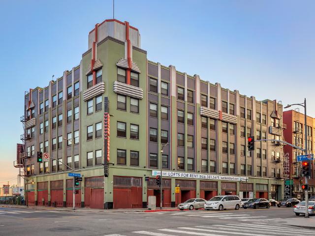 Santee Court