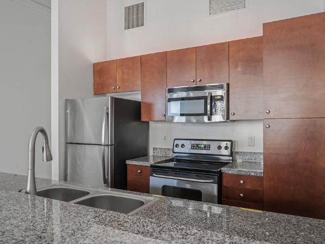 Santee Court Studio Apartment for Rent at 716 S Los Angeles St, Los Angeles, CA 90014 Downtown Los Angeles