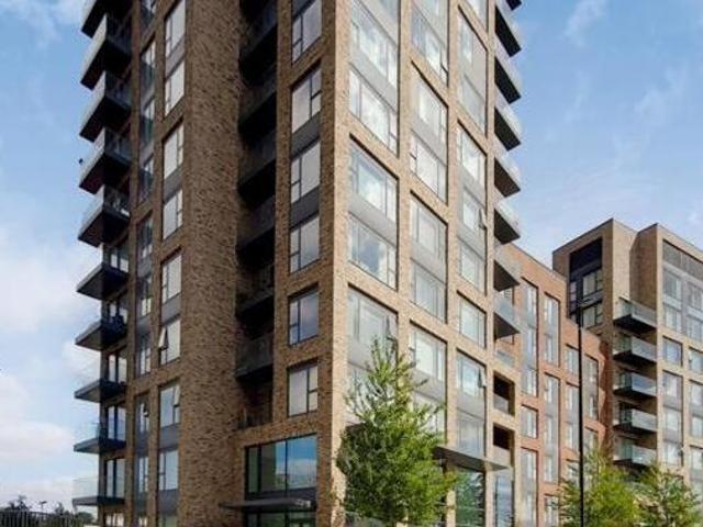 Santina Apartments, Cherry Orchard Road, 1 Bedroom Flat