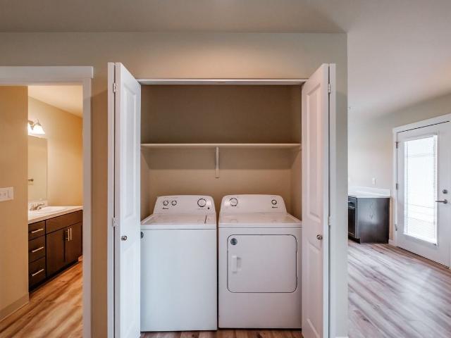 Santiam Gateway Apartments 2 Bedroom Apartment for Rent at 1200 38th Ave, Sweet Home, OR 97386