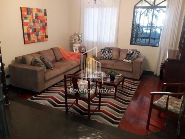 Santo Amaro Sobrado de 175m² com 3 Suites e 2 vagas