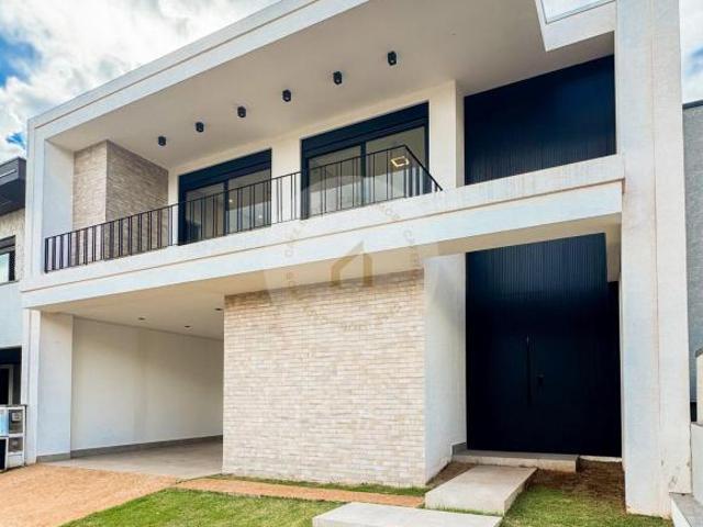 Santorini Residencial Club Sobrado com 4 suítes + cômodo curinga no térreo
