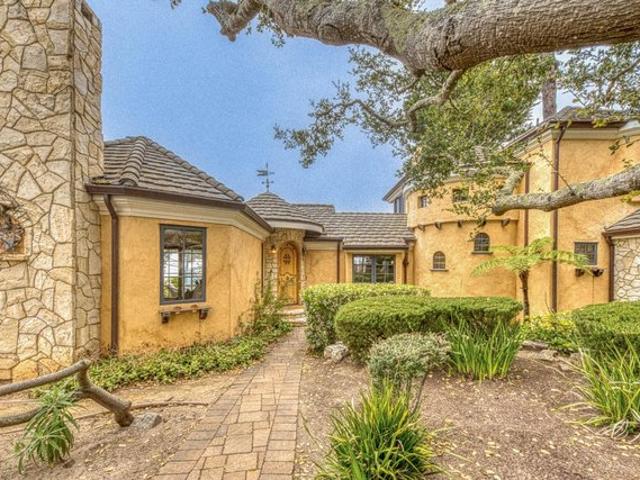 San Carlos St, Carmel, CA 93921