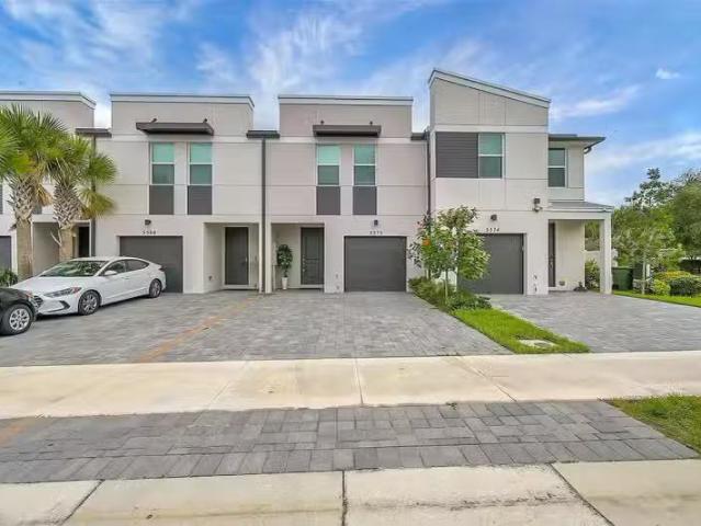San Bernardino, LAKE WORTH, FL 33461