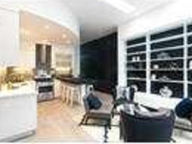 San Francisco, Apartment: Step inside this modern 4 bedroom