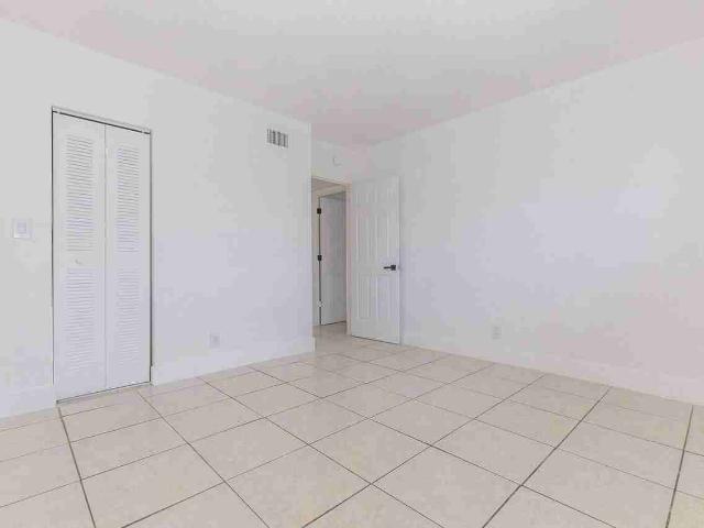 San Marco Apartments 2 Bedroom Apartment for Rent at 311 Nw 42nd Ct, Deerfield Beach, FL 33064
