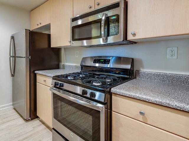 San Marcos 2 Bedroom Apartment for Rent at 2601 Hilltop Dr, Richmond, CA 94806