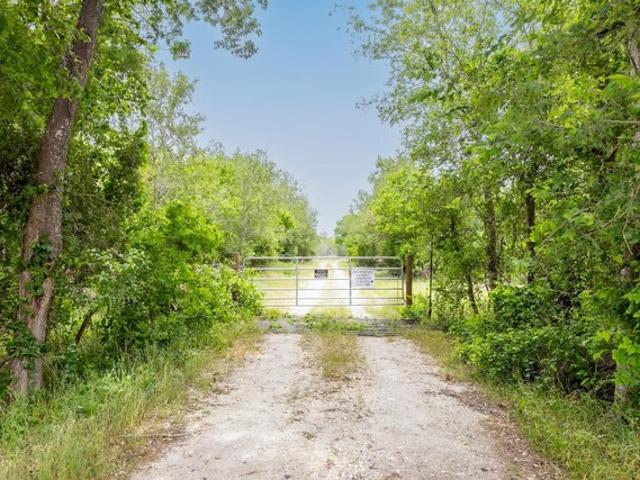 San Marcus Hwy, Luling, TX 78648