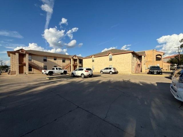 San Pedro Apts 2 Bedroom Apartment for Rent at 1502 E San Pedro St, Laredo, TX 78041 Las Cruces