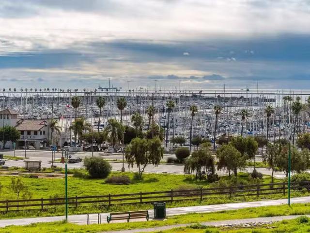 San Pedro Unit with Spectacular Ocean/Mari. Apartments in Lo.