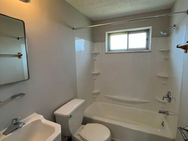 Sanborn Place 2 Bedroom Apartment for Rent at 1171 Sanborn Pl, Columbus, OH 43229 Devonshire