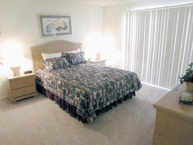 Sand Canyon Villas 3 Bed 2 Bath 3x2sv c