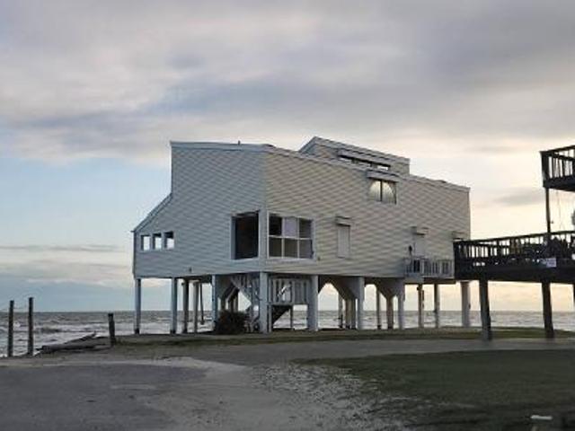 Sand Crab Ln