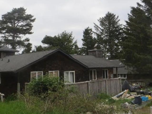 Sand Dollar Ln
