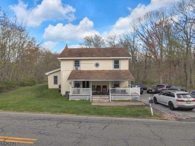 Sand Shore Rd, Mount Olive Township, Home For Sale