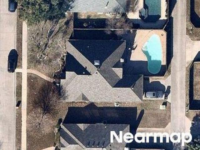 Sandalwood Ln