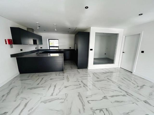 Sandgate Esplanade, Sandgate, Folkestone 3 bed penthouse to rent £1,800 pcm £415 pw