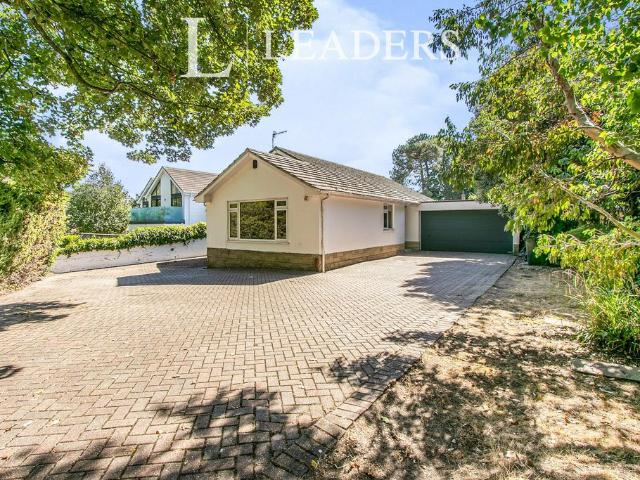 Sandecotes Road, Poole, BH14 3 bed bungalow to rent £1,995 pcm £460 pw