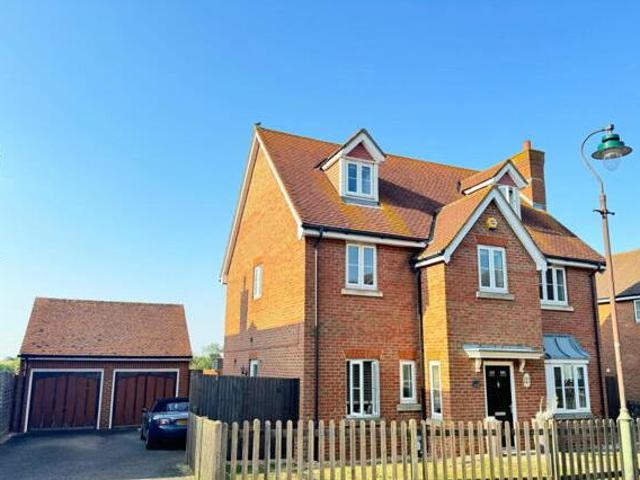 Sanderling Way, Iwade, 6 Bedroom Detached