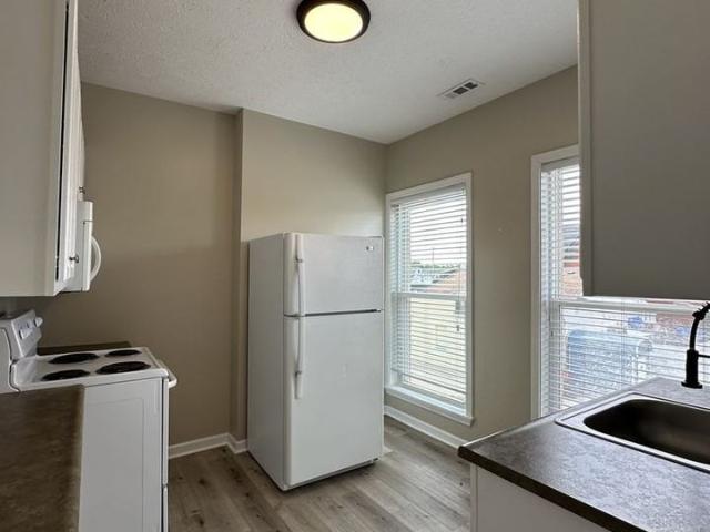 Sanders Flats 1 Bedroom Apartment for Rent at 101 103 101 103 N Franklin 300 W Main St Muncie, IN 47305