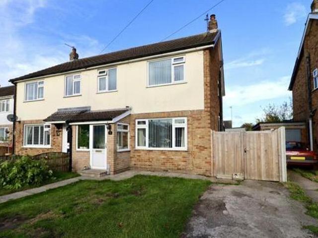 Sandfield Close, Market Weighton, 3 Bedroom Semi detached