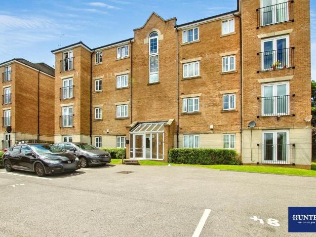 Sandhill Close, Bradford, West Yorkshire BD8, 2 bed flat to rent, £750 pcm | PrimeLocation