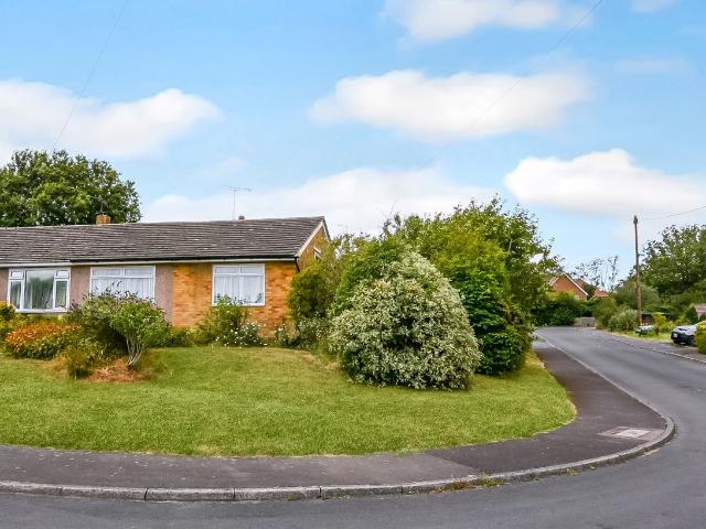 Sandhurst, Kent TN18, 3 bed semi detached bungalow to rent, £1,700 pcm | PrimeLocation