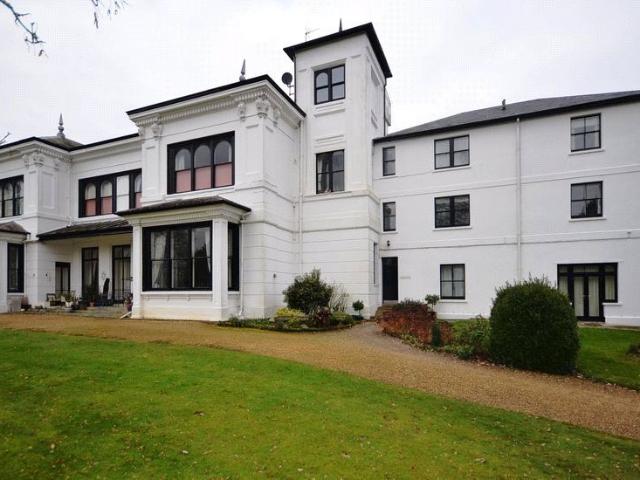 Sandhurst Lodge, Wokingham Road, Crowthorne RG45, 3 bed flat to rent, £2,550 pcm | PrimeLocation