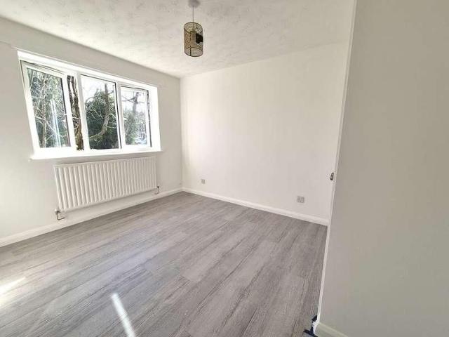 Sandifield Road, Hatfield, AL10