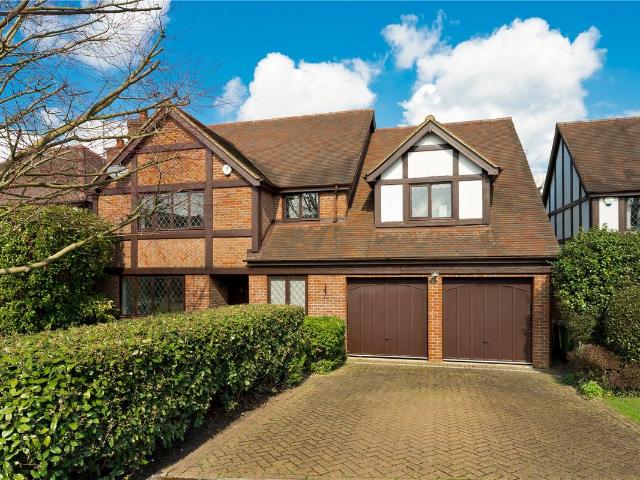 Sandon Close, Esher, Surrey KT10, 5 bed detached house to rent, £4,400 pcm | PrimeLocation
