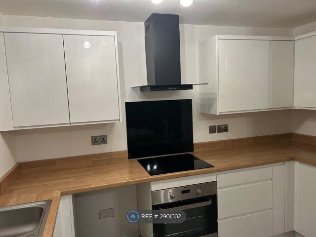 Sandon Close, Rochford SS4, 1 bed flat to rent, £950 pcm | PrimeLocation