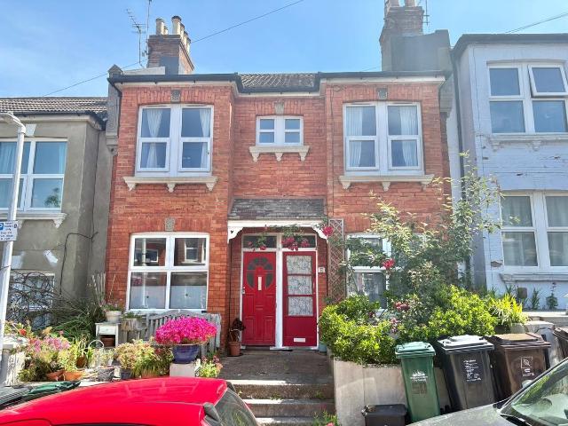 Sandown Road, Brighton BN2, 2 bed flat to rent, £1,500 pcm | PrimeLocation