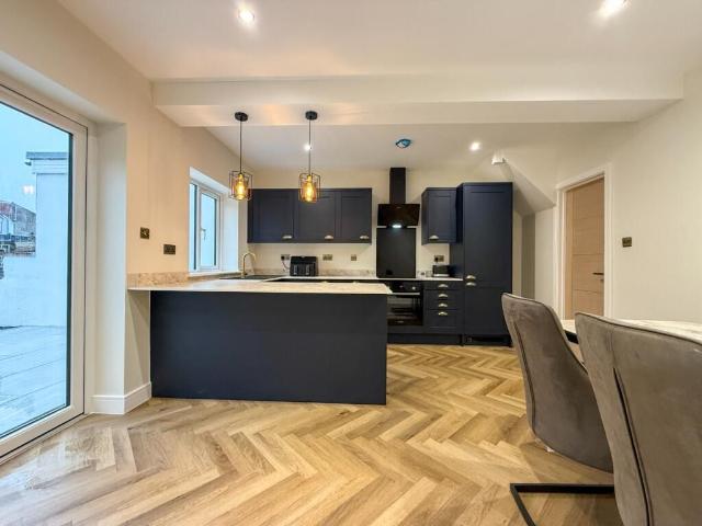 Sandown Road, Bristol BS4, Room to rent, £800 pcm | PrimeLocation