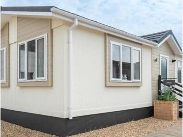 Sandleford Lodge Park, Thatcham, 2 Bedroom Park