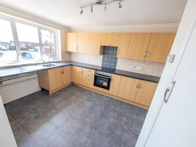 Sandleford Road, Havant PO9, 3 bed terraced house to rent, £1,400 pcm | PrimeLocation