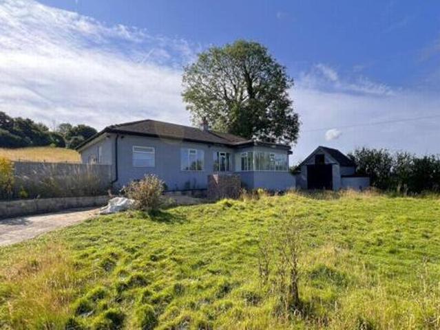 Sandling Road, Postling, 2 Bedroom Bungalow