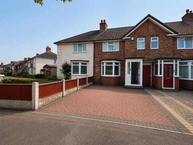 Sandmere Road, Birmingham B14, 2 bed terraced house to rent, £1,200 pcm | PrimeLocation