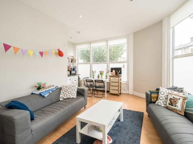 Sandmere Road, SW4, London