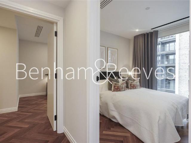 Sands End Lane, London, SW6 2 bed apartment to rent £4,650 pcm £1,073 pw