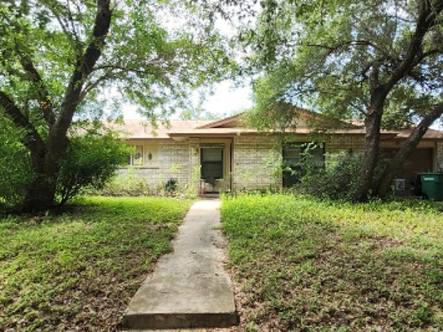 Sandspring Ct