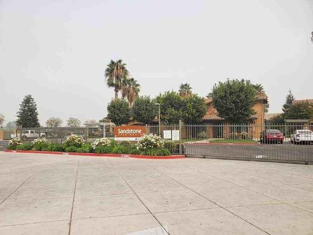 Sandstone Apts 4 Bedroom Apartment for Rent at 1515 E Jensen Ave, Fresno, CA 93706 Edison