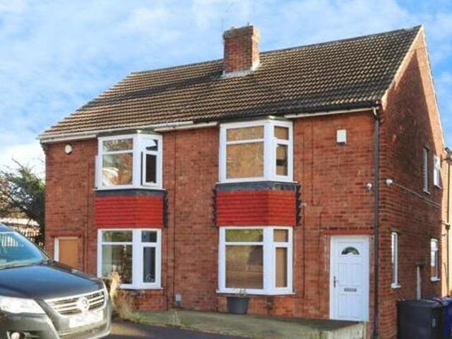 Sandstone Road, Sheffield, 2 Bedroom Semi detached