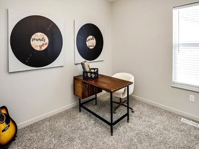Sandstone Villas 3 Bedroom Apartment for Rent at 16251 Sandstone Plz, Omaha, NE 68116