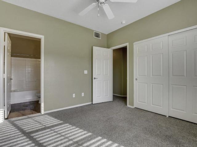 Sandpointe 3 Bedroom Apartment for Rent at 3905 Vegas Valley Dr, Las Vegas, NV 89121