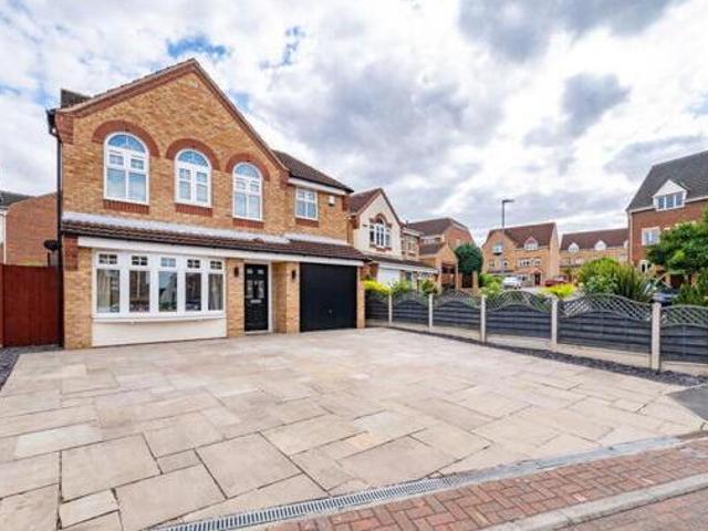 Sandpiper Court, Calder Grove, 4 Bedroom Detached