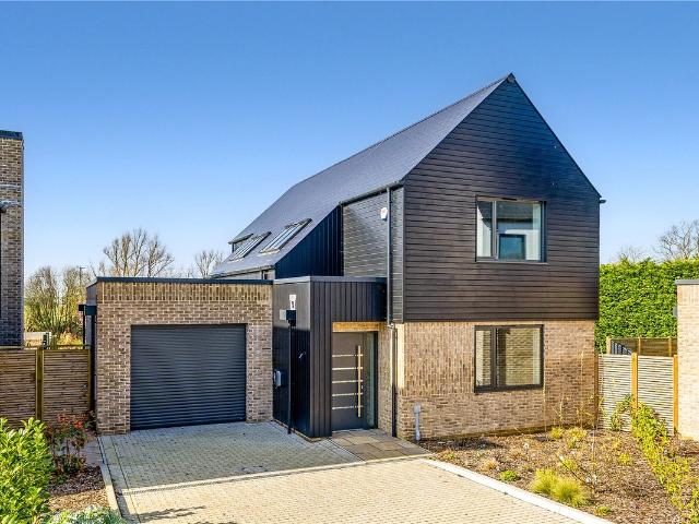 Sandpiper Close, Appledore, Ashford, Kent TN26, 4 bed detached house to rent, £2,950 pcm | PrimeLocation