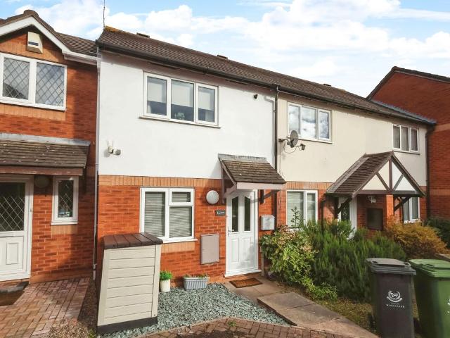 Sandpiper Close, Worcester WR5, 2 bed terraced house to rent, £1,250 pcm | PrimeLocation