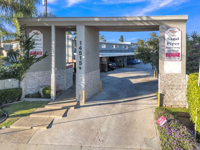Sandpiper Apartments